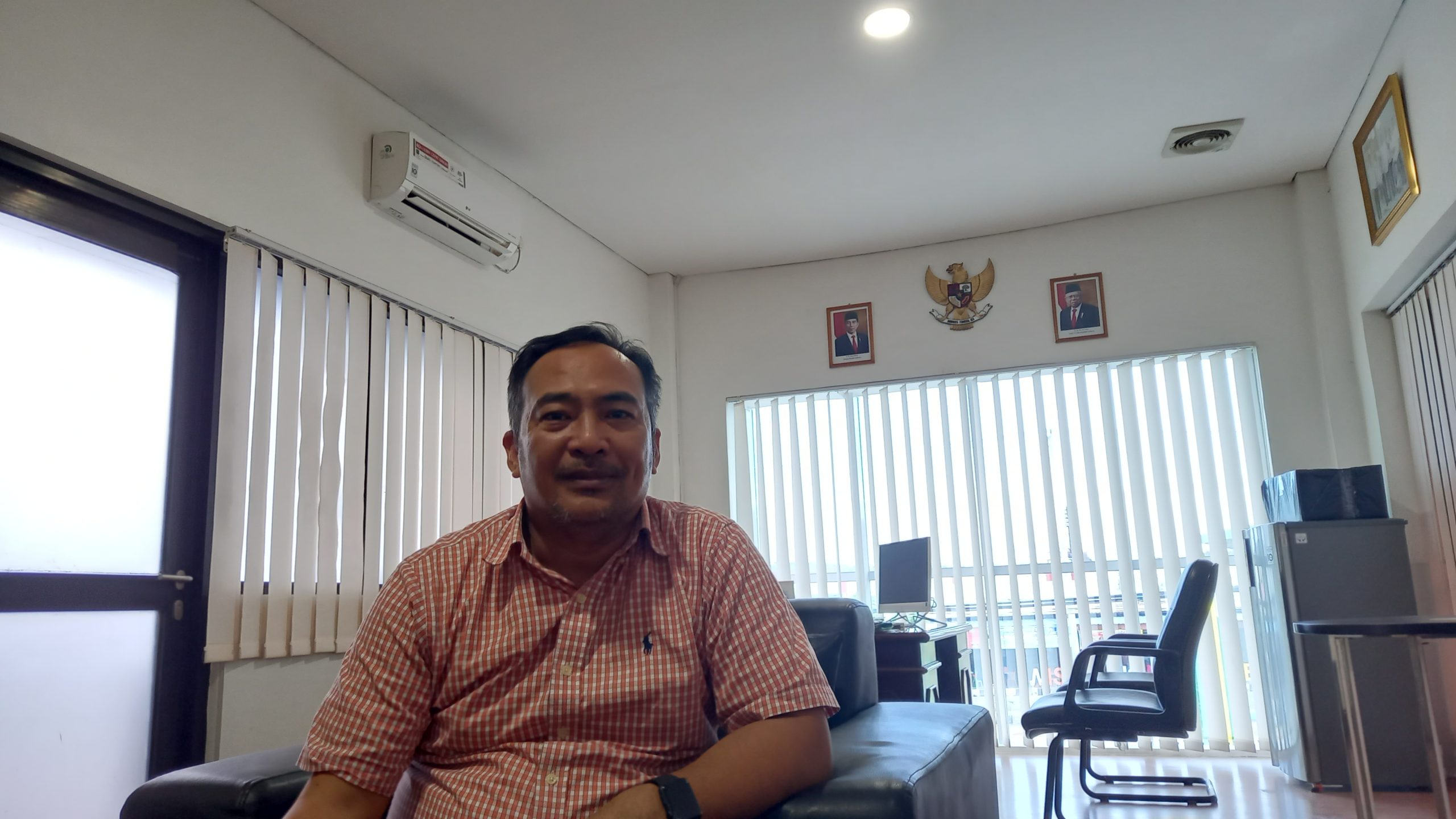 Pemda & Sejumlah Perusahaan Di NTT Dapat Penghargaan Paritrana Award ...